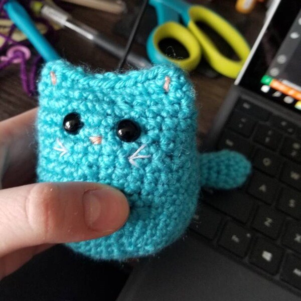 Crochet Cat Pattern // Christmas Ornament Pattern // Amigurumi Cat ...