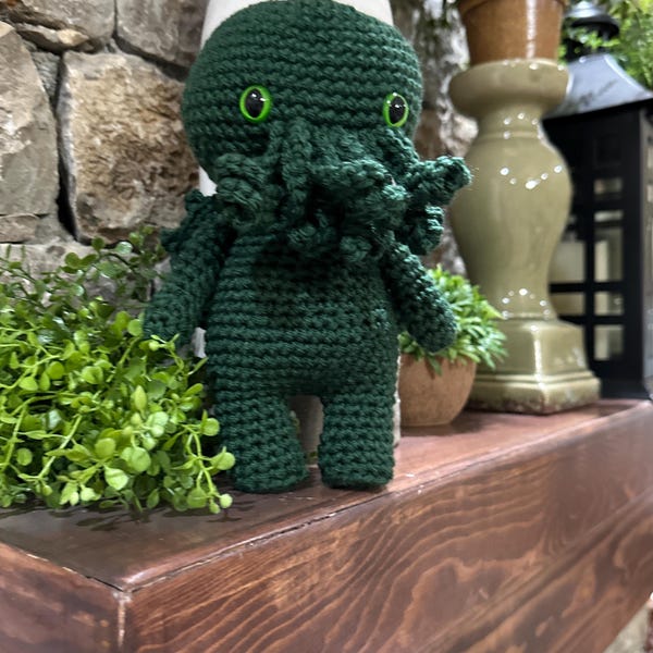 Cthulhu Crochet Pattern - Mini Cthulhu Eldritch God - Etsy