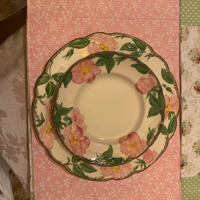 Red White and Blue Daisies Table Runner, Handmade Table Runner ...