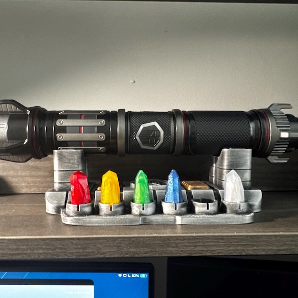 Kyber Crystal & Lightsaber Shelf Display Stand - Choose Your Design - Etsy