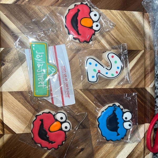 1 Dozen Sesame Street Sign Number Elmo Cookie Monster Polka Dots ...