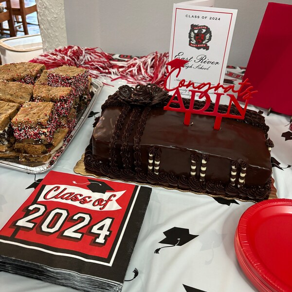 Graduation Cake Topper, Class of 2024, High School Grad, Gift for Grad ...