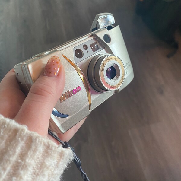 Yashica T4 Safari Limited Edition Kyocera Slim T Point and Shoot Analog Camera Very Good ...