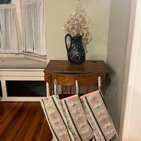 3 Small Stuffed Cats, Shabby Chic Style. Mama Cat and Her Kittens Are ...