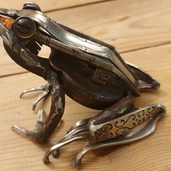 Recycled Scrap Metal Frog Sculpture: Bespoke Animal Art - Etsy