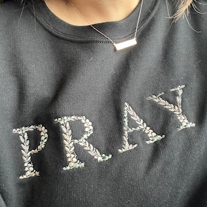 Machine Embroidery LETTER N Uppercase 9,7cm/3.80 Tall Dainty Floral ...