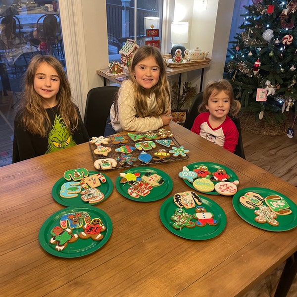 Ugly Sweater Cookie Decorating Kit (large Cookies) ,**INCLUDES 24 ITEMS ...