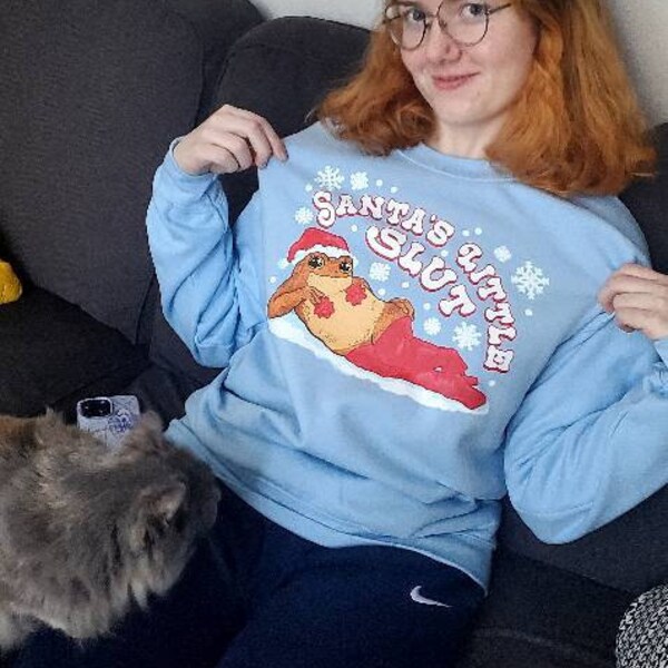 I AM UNHINGED Bibble Meme Sticker | Fairytopia Bibble Flames Meme ...