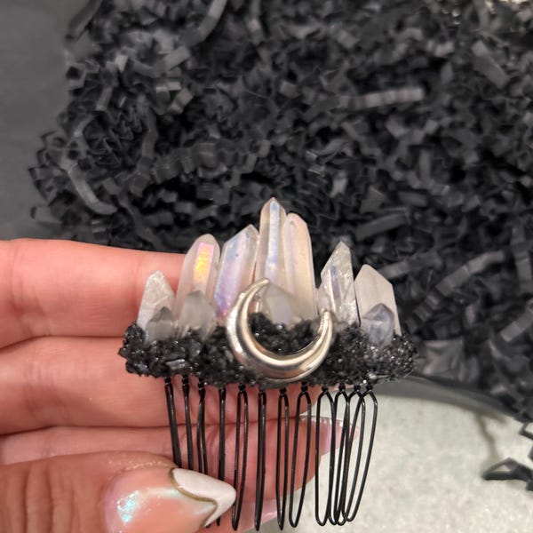 Ethereal Moss Agate Crystal Hair Comb, Bridesmaid Gift, Boho Hair Pin ...