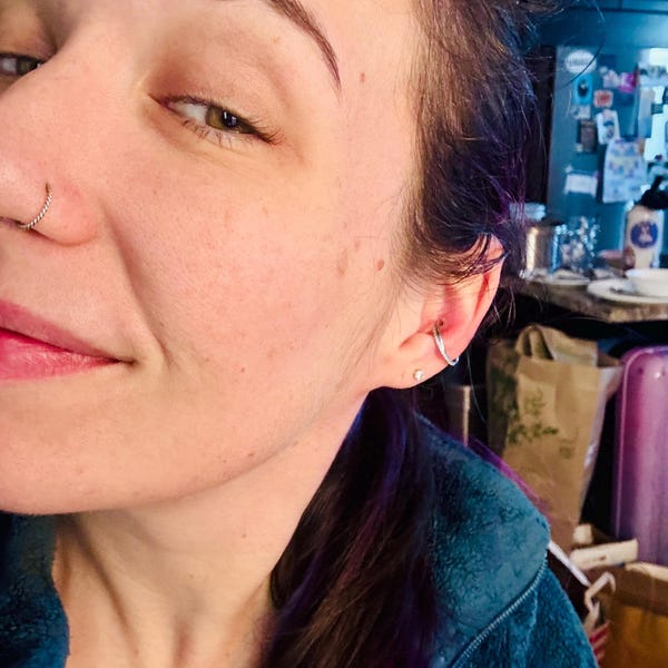 ASTM F136 Smooth Bar With Chain Loops Conch Earring, Conch Labret ...