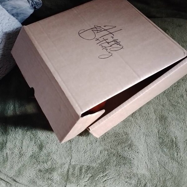 Happy Birthday Empty Hand Stamped Kraft Gift Boxes. Eco-friendly Royal ...