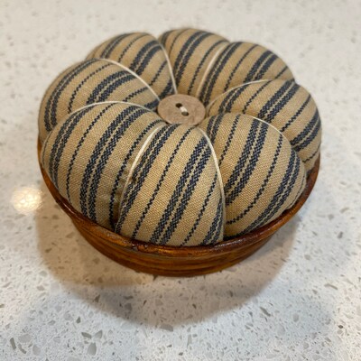 One Handmade Primitive Pin Keep / Pincushion / Pin Cushion in - Etsy