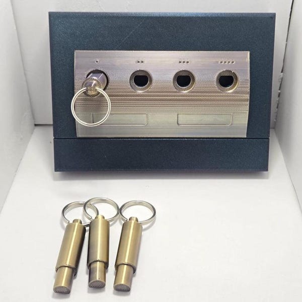 Gamecube Key Holder - Retro Wall Mounted Organizer, Vintage Home Decor ...