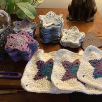 Uli the Unicorn Hand / Glove Puppet Crochet Pattern - Etsy Canada