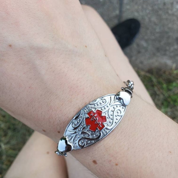 Custom Medical Alert Bracelets for Women With Free Engraving ...