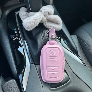 Customized Leather AirTag Keychain Holder Engraved AirTag Cover for ...