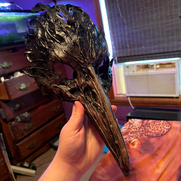 Black Bird Curved Beak Long Nose Skull Face Mask Top Feather Halloween ...