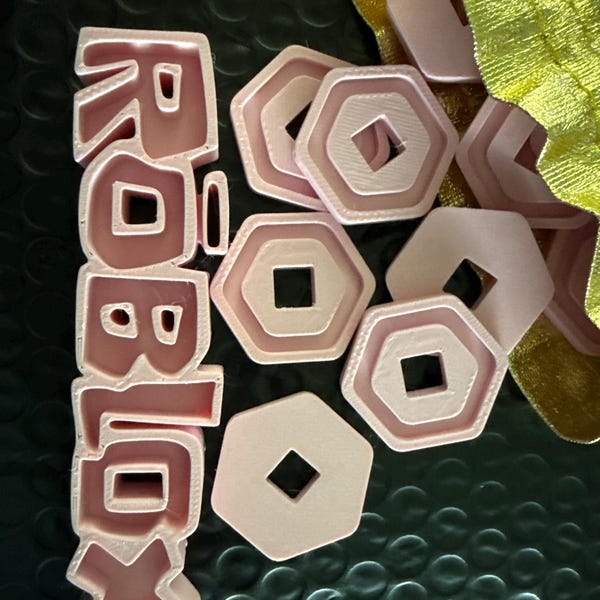 Roblox Robux Gold Coins - Pretend Play Set for Kids, Children’s ...