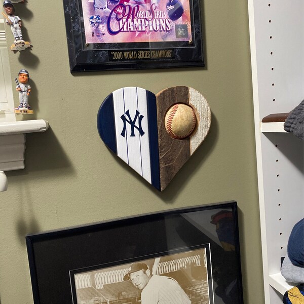 New York Yankees Reclaimed Wood Baseball Heart - Etsy