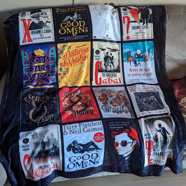 Broadway Musical Quilt- Favorite Broadway Musicals on a Blanket- Wicked ...