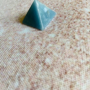 Angelite PYRAMIDS Crystal Pyramids Healing Pyramids Stones for Grids ...