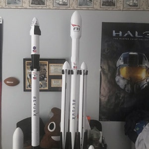 Spacex Falcon 9 Demo-2 Model With Crew Dragon 1:72 Scale - Etsy