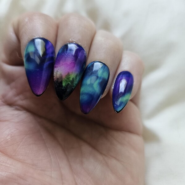 Chucky Press on Nails/halloween Nails/bride of Chucky/childs Play Nails ...