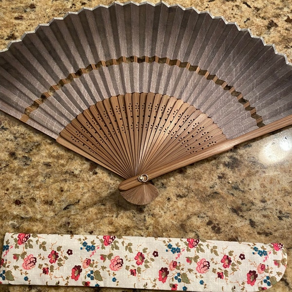 Beautiful Elegant Withe Folding Fan,parents Gift,house Decoration - Etsy