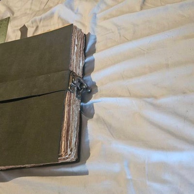 Professional Black Handmade Leather Journal Unruled A5 Strap With Lock ...