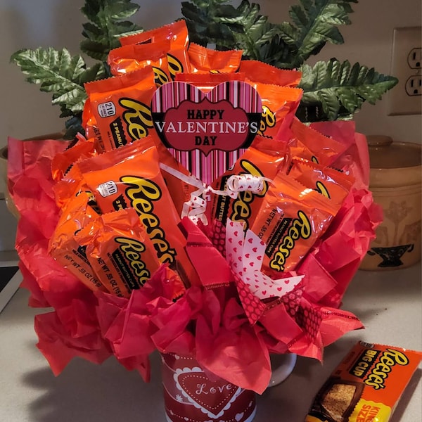 Reese's Peanut Butter Cups Happy Valentine's Candy Bouquet Peanut ...