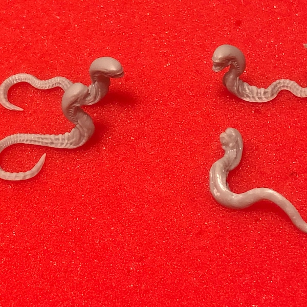 Xenomorph Alien Chest Burster - Set of 4 (sculpted by Papsikels) - Etsy UK
