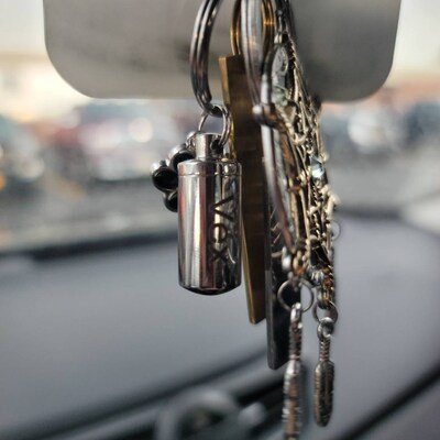 Dog Urn Cremation Keychain, Personalized Memorial Ashes Keychain Gift ...