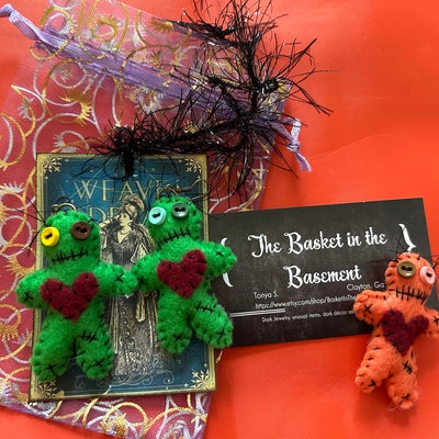Mini Voodoo Dolls-sack of Voodoo-tiny Voo Doo Dolls in Sack-halloween ...