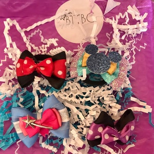 Mickey Mouse Inspired Disney Bow Pin - Etsy