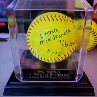 Clear SOFTBALL Display, With Name Plate HOME RUN or Game Ball Display ...