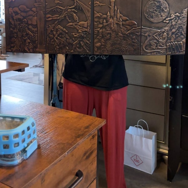 DND DM Screen With 4 Wider Panels - 3D Faux Leather Panoramic Battle ...