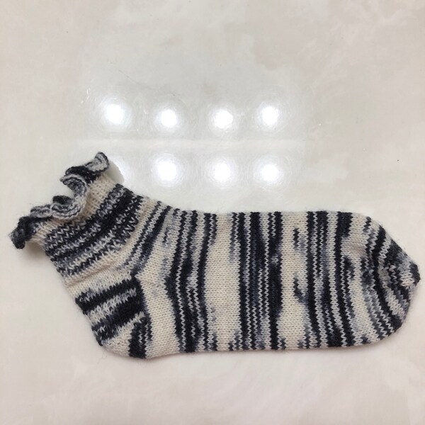 Easy Basic Shorty Sock Knitting Pattern Set - Etsy