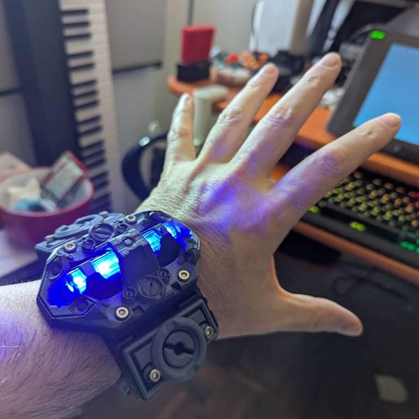 AUGMENT // V2 Cyberpunk LED Gauntlets (wrist Cuff Variant) - Multiple ...