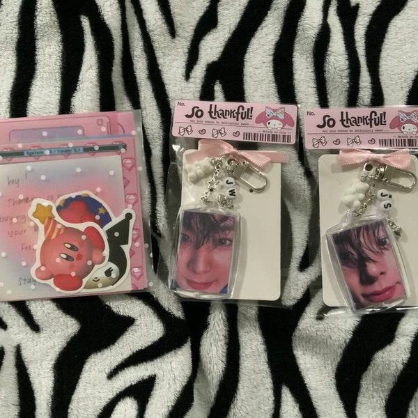 Custom K-pop Photo Keychain - Etsy