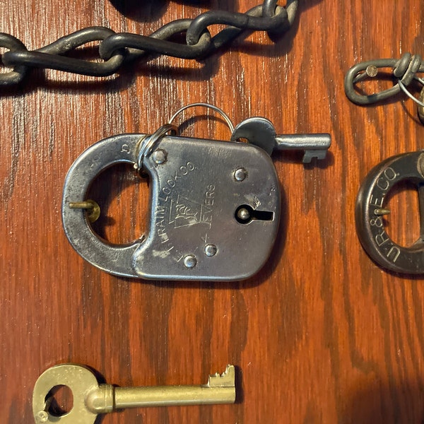 Antique Simmons Hardware Co. Pressed Metal COMMEMORATIVE Padlock 1 ...