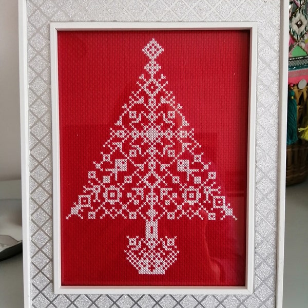 Snowflake Christmas Tree Cross Stitch Pattern, Modern Xmas Tree ...