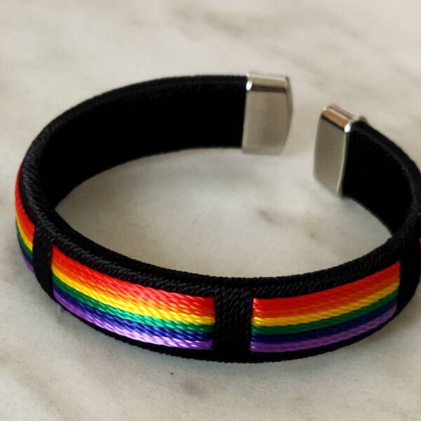 LGBTQ Enamel Pin - Badge - Brooch - Rainbow Heart - Love is Love ...