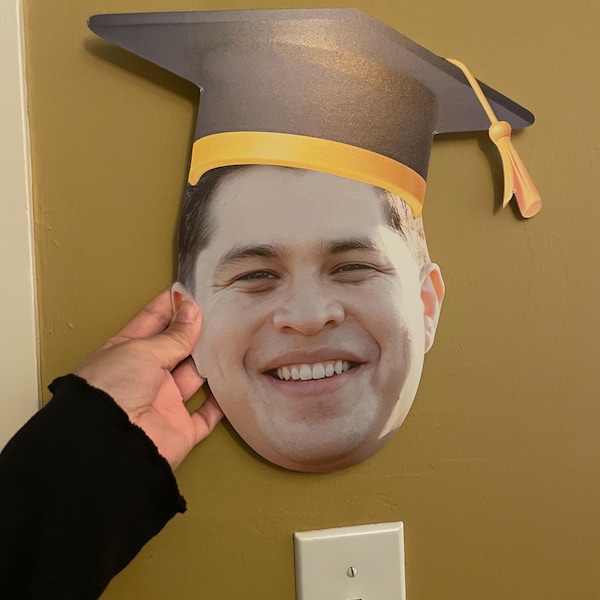 Custom Graduation Face on a Stick: Grad Party Decor Face Cutout Big ...