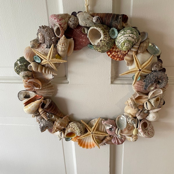 Newbeautiful 12 Seashell Wreath Wall Hanger With Starfish and Sand ...