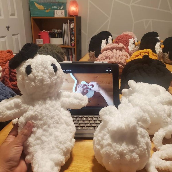 ITTY BITTY Baby Boo Ghost / Full Video Tutorial / Finger Knit Ghost ...