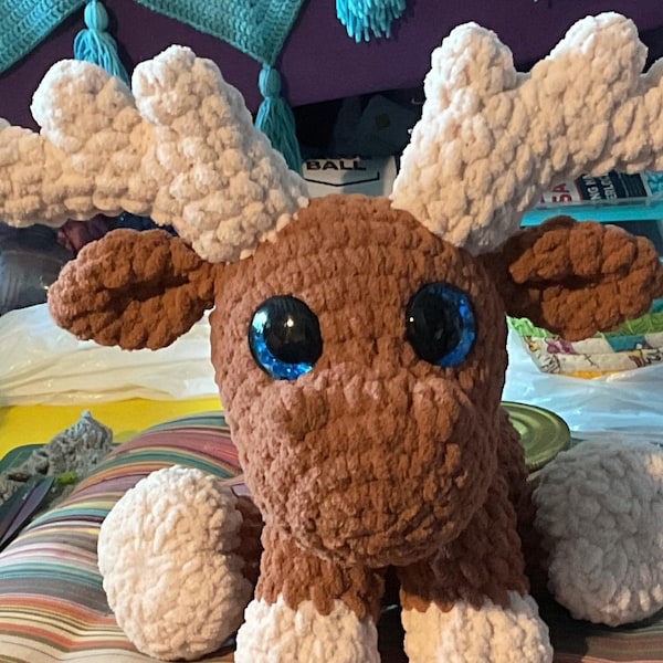 Melvin & Maple the Moose Crochet Pattern, Low Sew, Sploot Series - Etsy