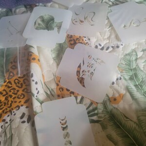 Banner 783-908 Stencil - Etsy