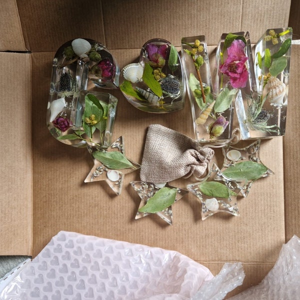 Flower Bouquet Preservation Resin Bird Robin Memorial Keepsake Wedding ...