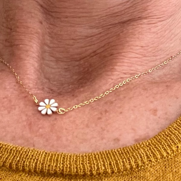 Flower Necklace, Tiny Flower Necklace, White Flower Necklace, Gifts for ...