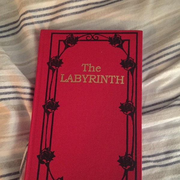 The Labyrinth Red Book Prop Replica - Etsy